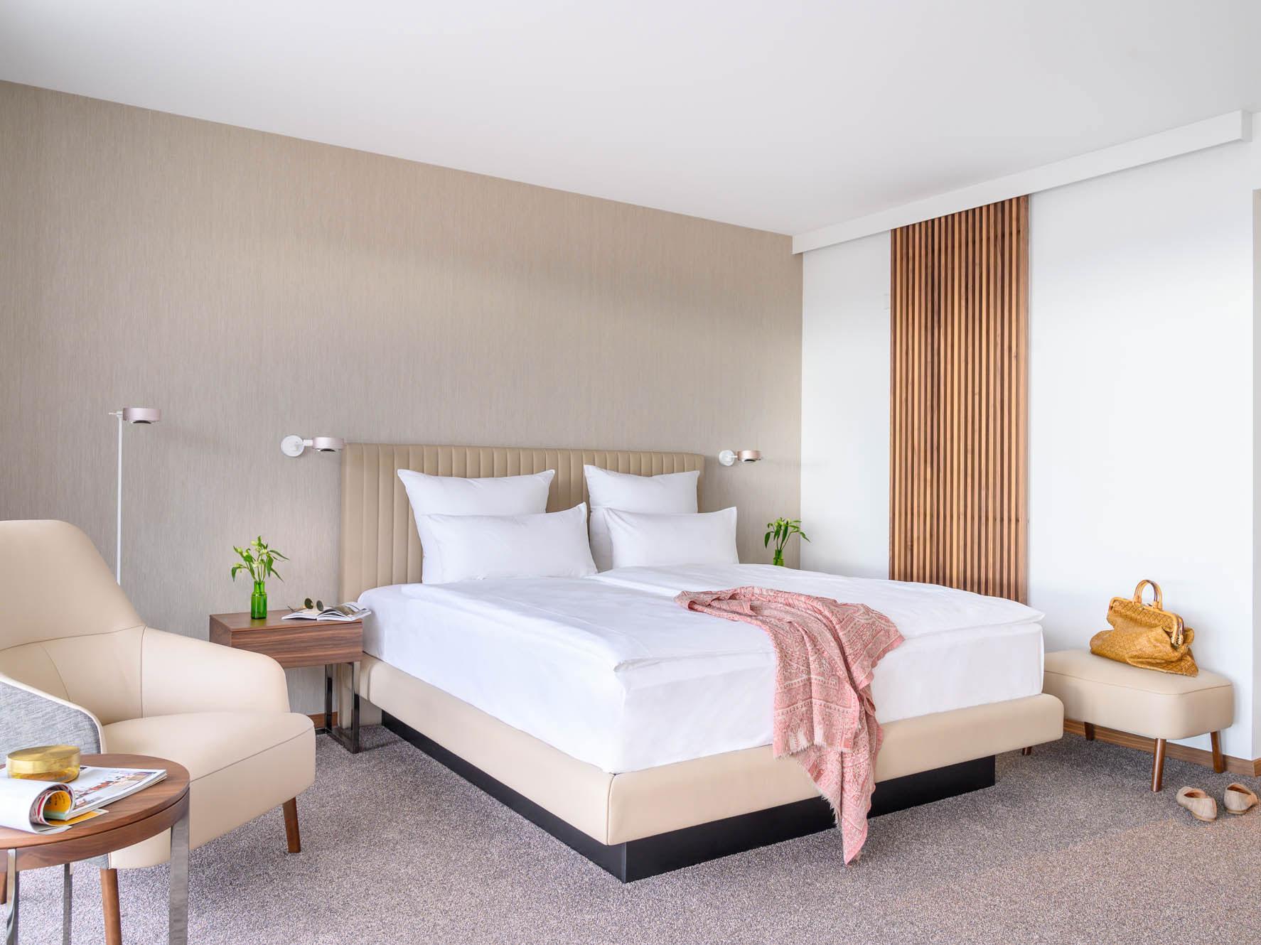 Buchinger Wilhelmi Kliniken - „BELLEVUE“ - Fischbacher 1819